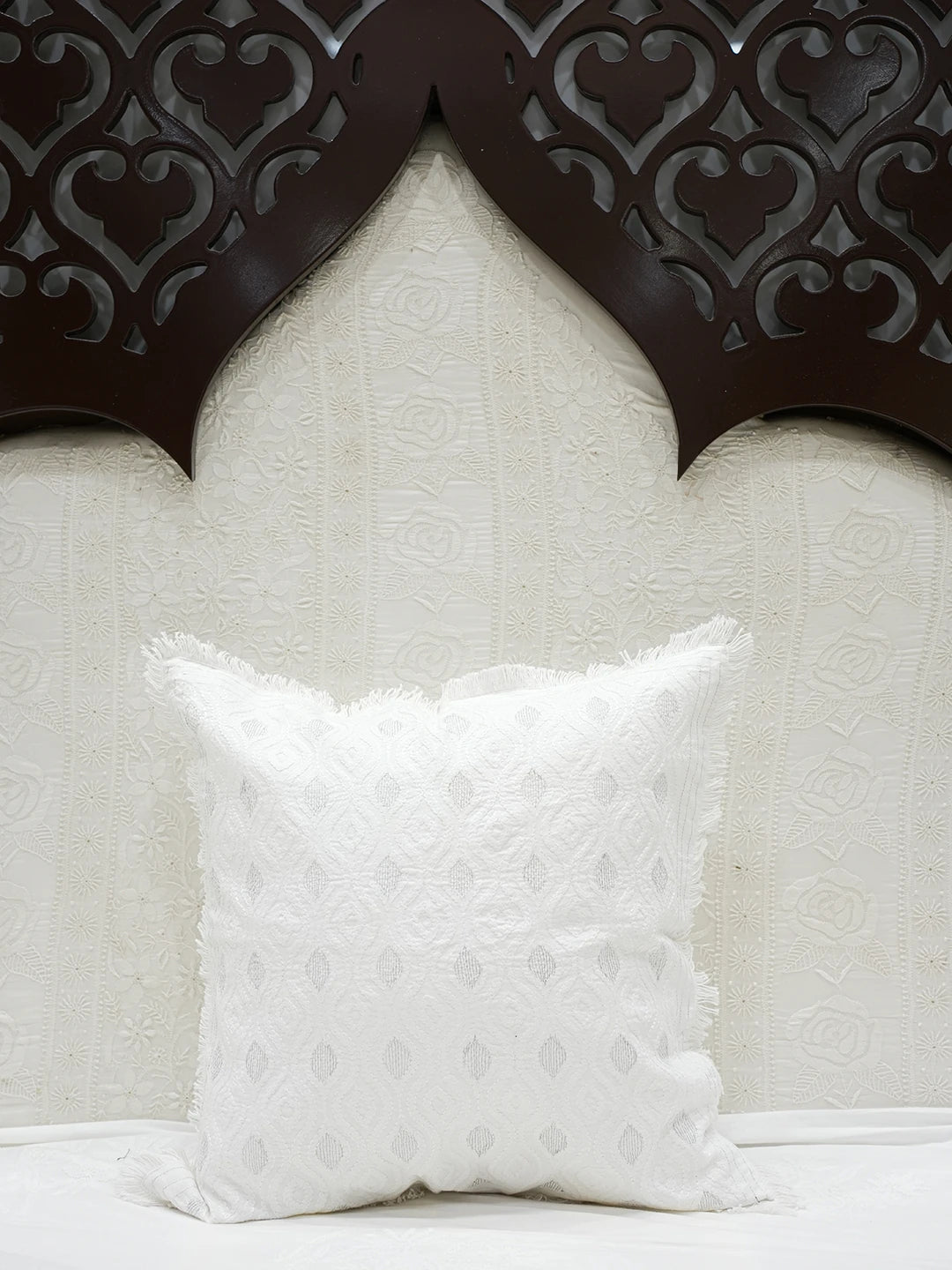 White Cotton Chikankari Cushion Cover with Zari – Ada Chikan